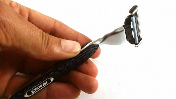 Mach 3 vs. fusion | Battle of Cartridge Razor